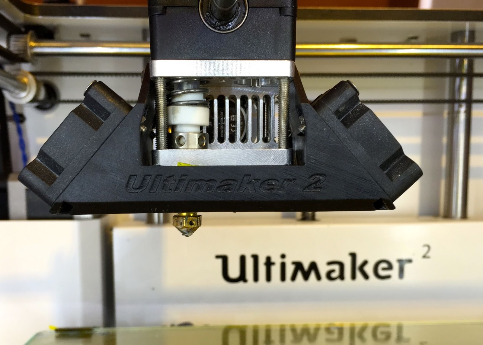 The Making of a Maker: Custom Ultimaker 2 Cooling Solution for ABS Prints