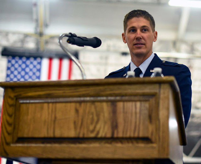 Kathryn's Report: Lt. Col. Matt Clausen: In command on Air Force Two