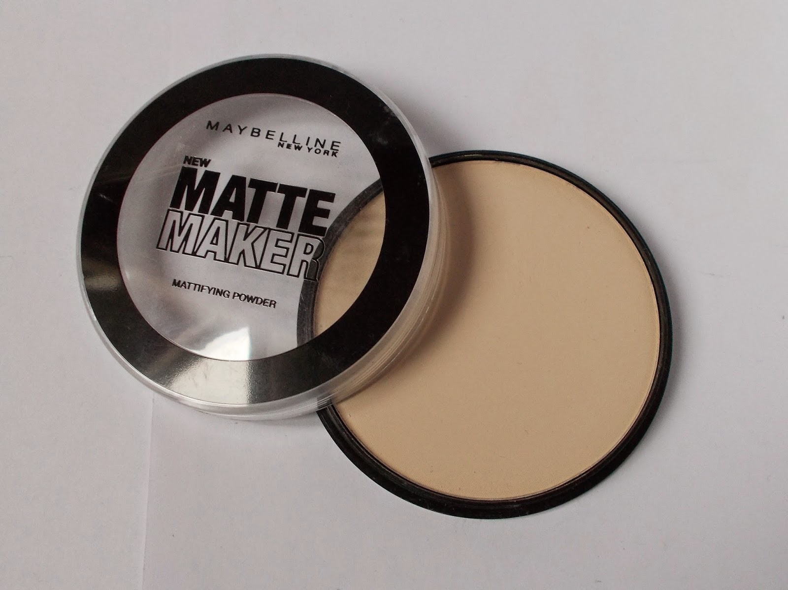 Music, Make Up Addict: Maybelline: Matte Maker powder