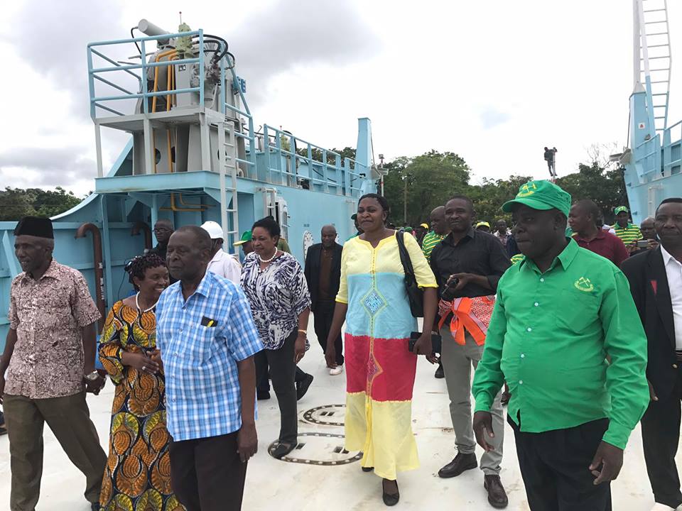 KARIBUNI NYASA: UZINDUZI WA MELI MPYA YA MV. RUVUMA KWA WILAYA YA NYASA ...