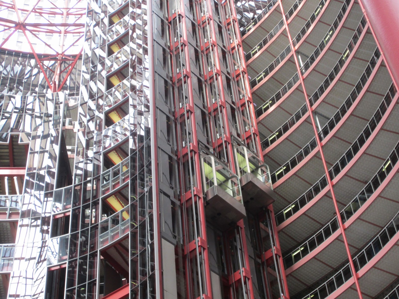 Set-Jetter & Movie Locations and More: Running Scared (1986)