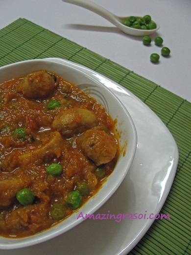 AmazingRasoi: Dhingri Matar ( Mushroom With Peas )