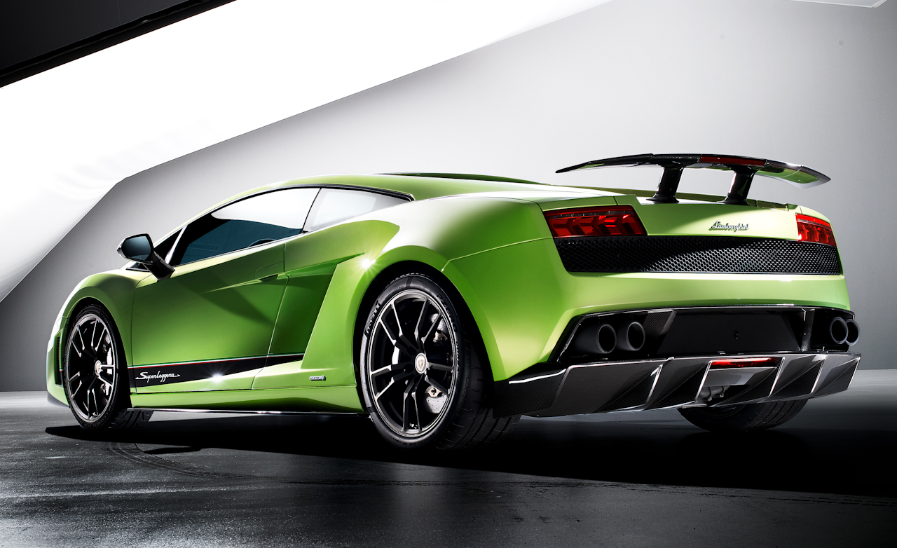 AUTO ZONE: Lamborghini Gallardo LP570-4 Superleggera