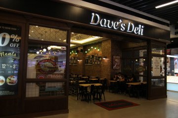 THE ONLY J E N N Y: DAVE'S DELI ONE UTAMA REVIEW