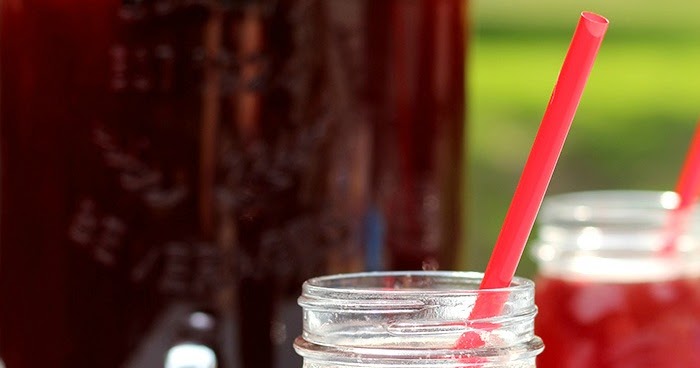 Triple Berry Iced Tea Recipe - Everything Pretty