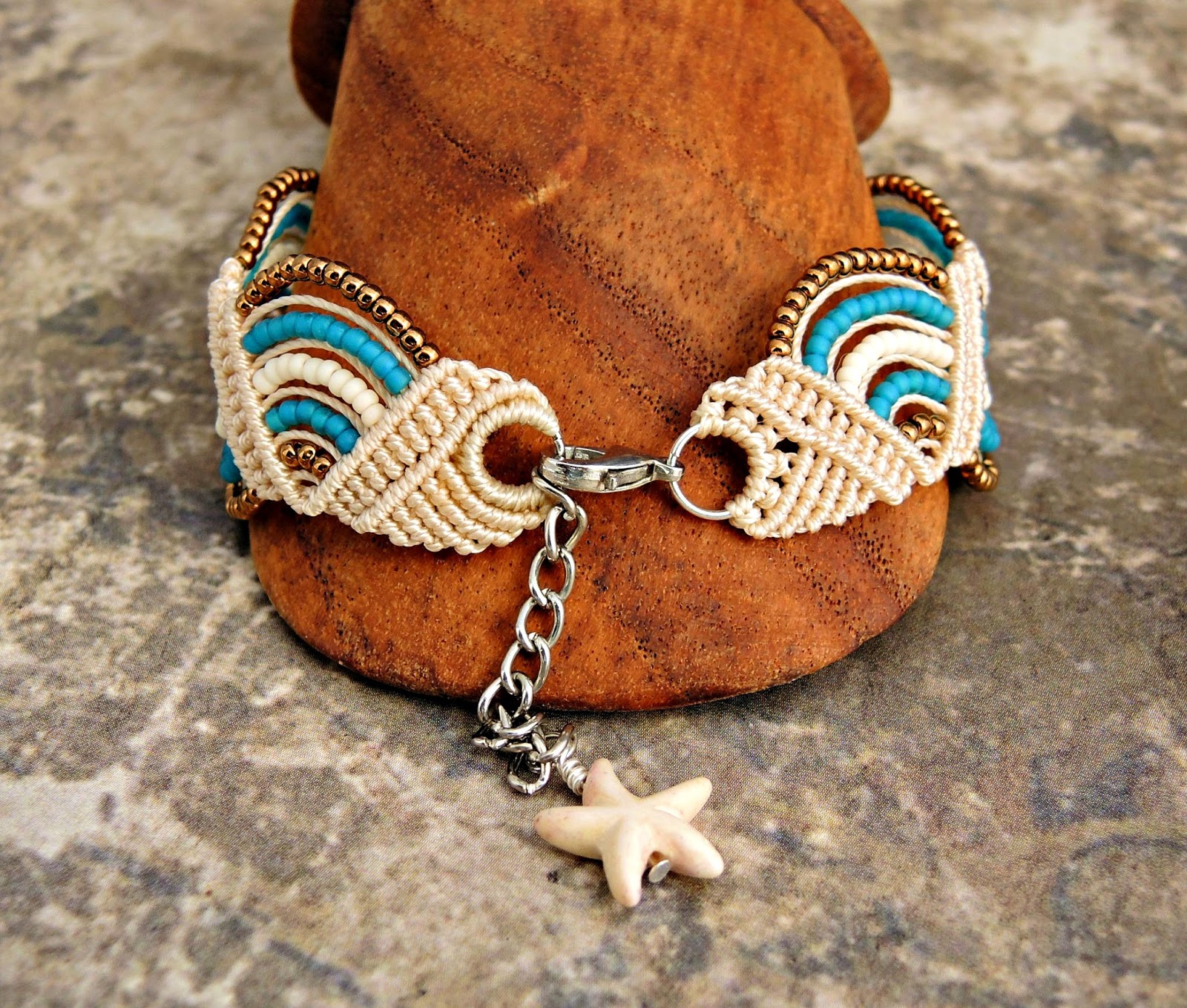 Knot Just Macrame by Sherri Stokey: Yet More Beachy Macrame Jewelry!