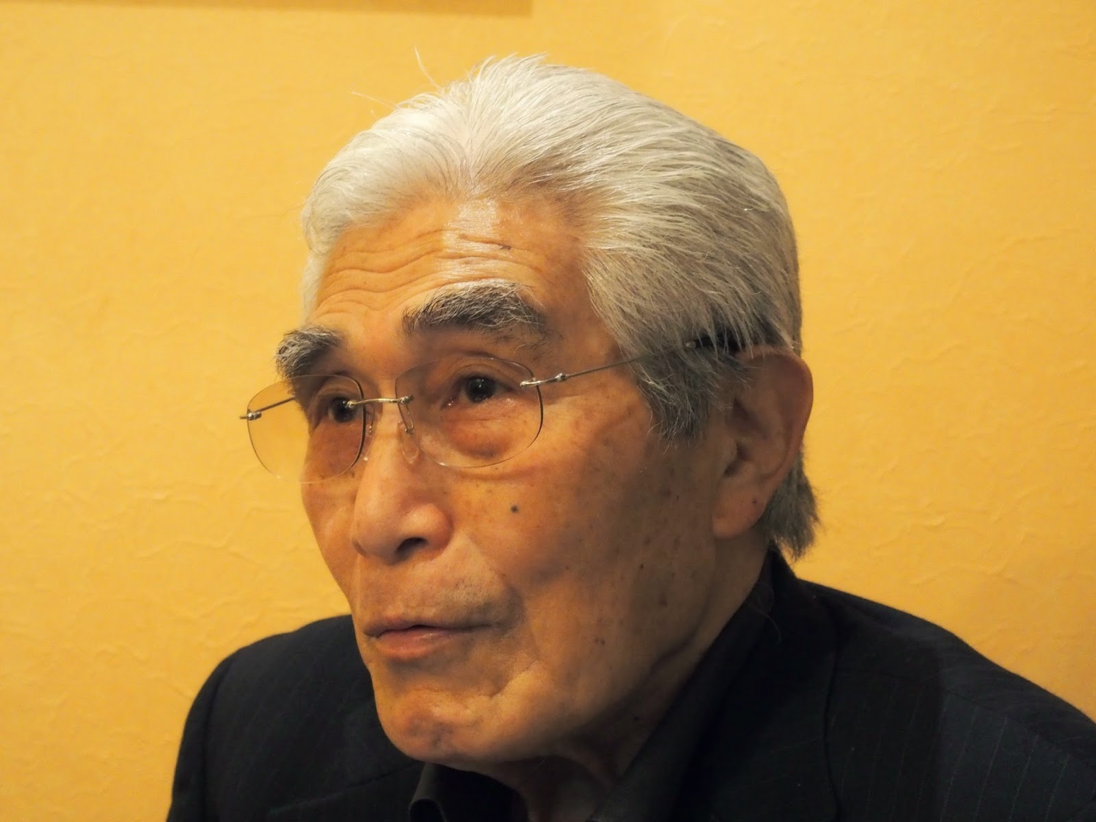 Sidelong Glances of a Pigeon Kicker: DAIMAJIN STRIKES BACK! Spending an ...