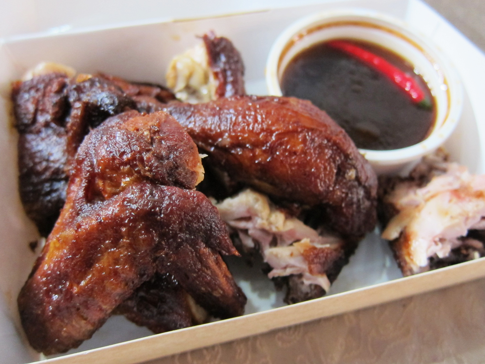 Lutong Cavite : Oinkneng's The Best Sisig & Lechon Kawali