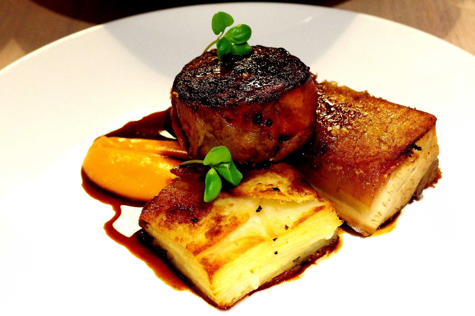 Mr Hobson - Review - Port Melbourne