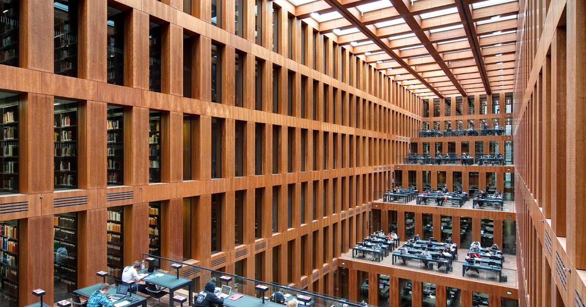 Nadharia Mbalimbali Zinazoeleza Maana ya Fasihi