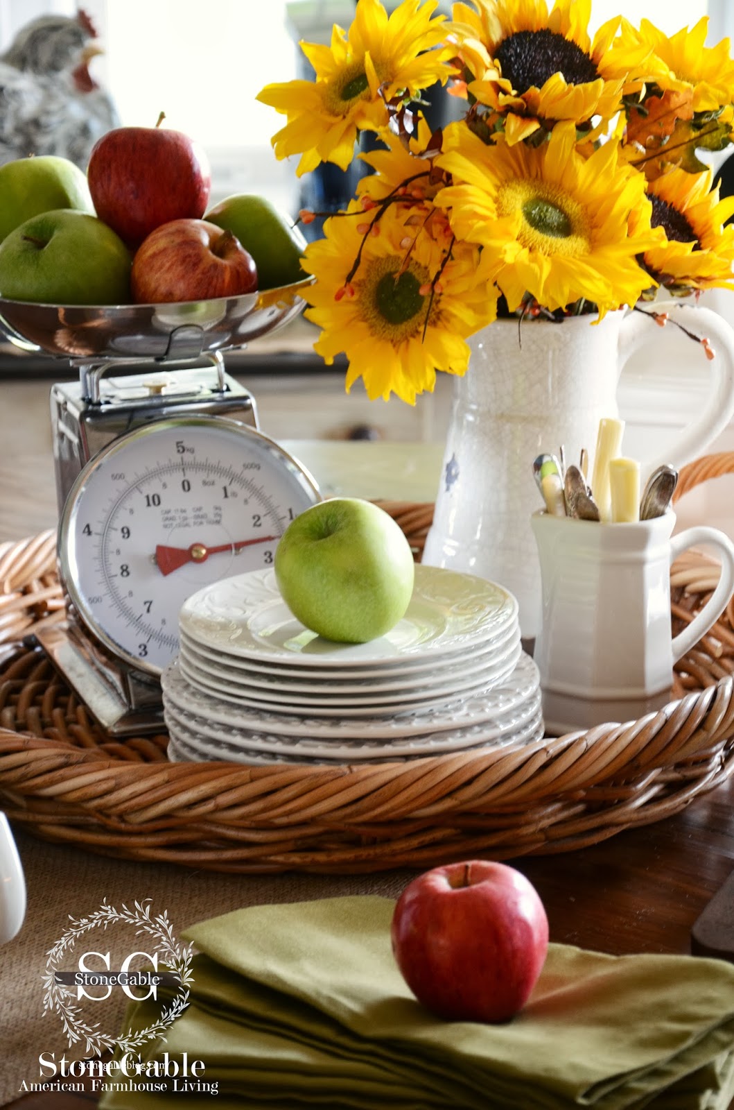 6 TIPS FOR CREATING A KITCHEN TABLE VIGNETTE - Interior Design Ideas ...
