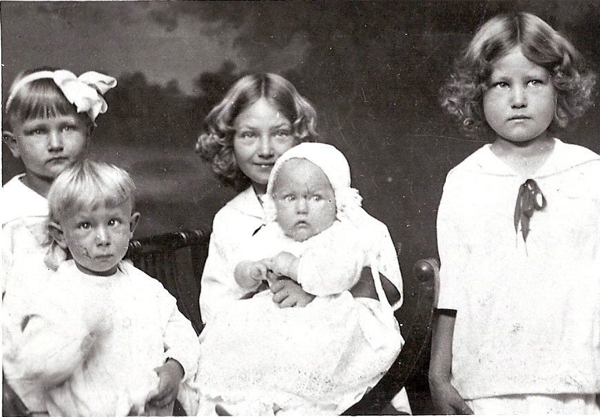 Rasmussen & Mikkelsen: Rasmussen Family Pictures