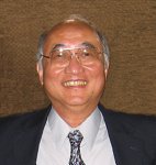 Self-energy operators and exchange-correlation potentials in ...