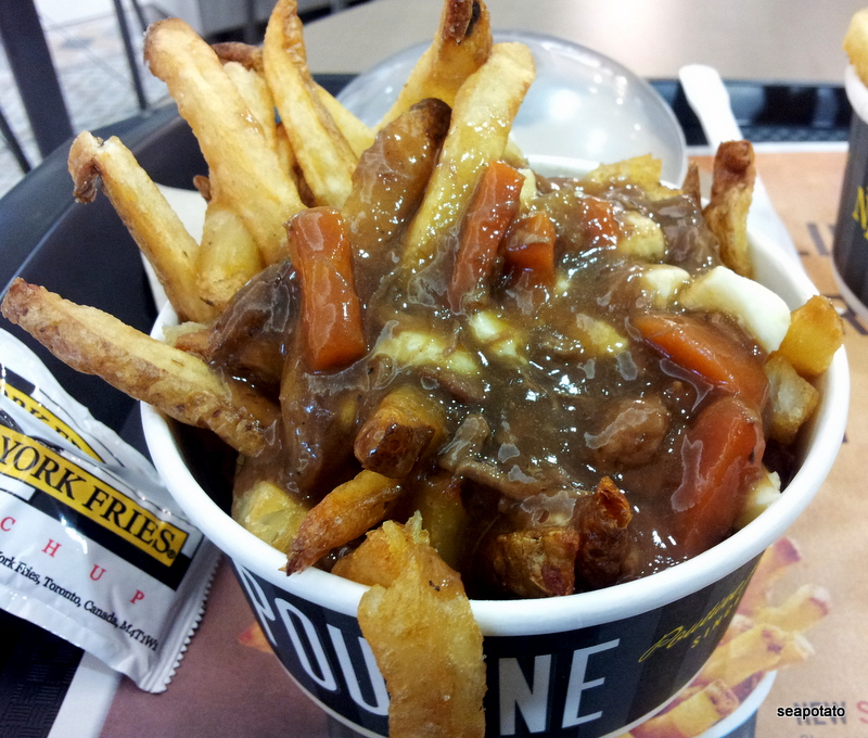 Savvy Shopping, Deals & Reviews: New York Fries Poutine