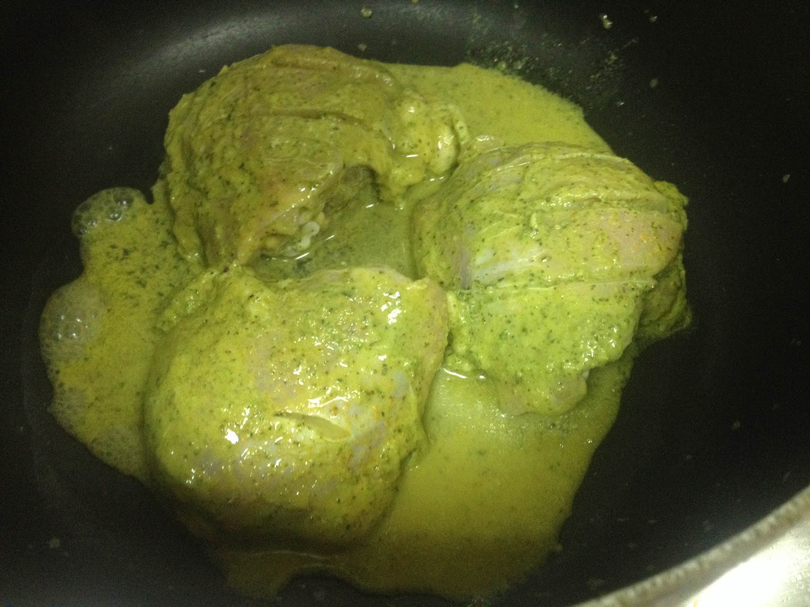 GREEN CHICKEN - NO ONION NO GARLIC RECIPES / OIL LESS CHICKEN THIGH RECIPES