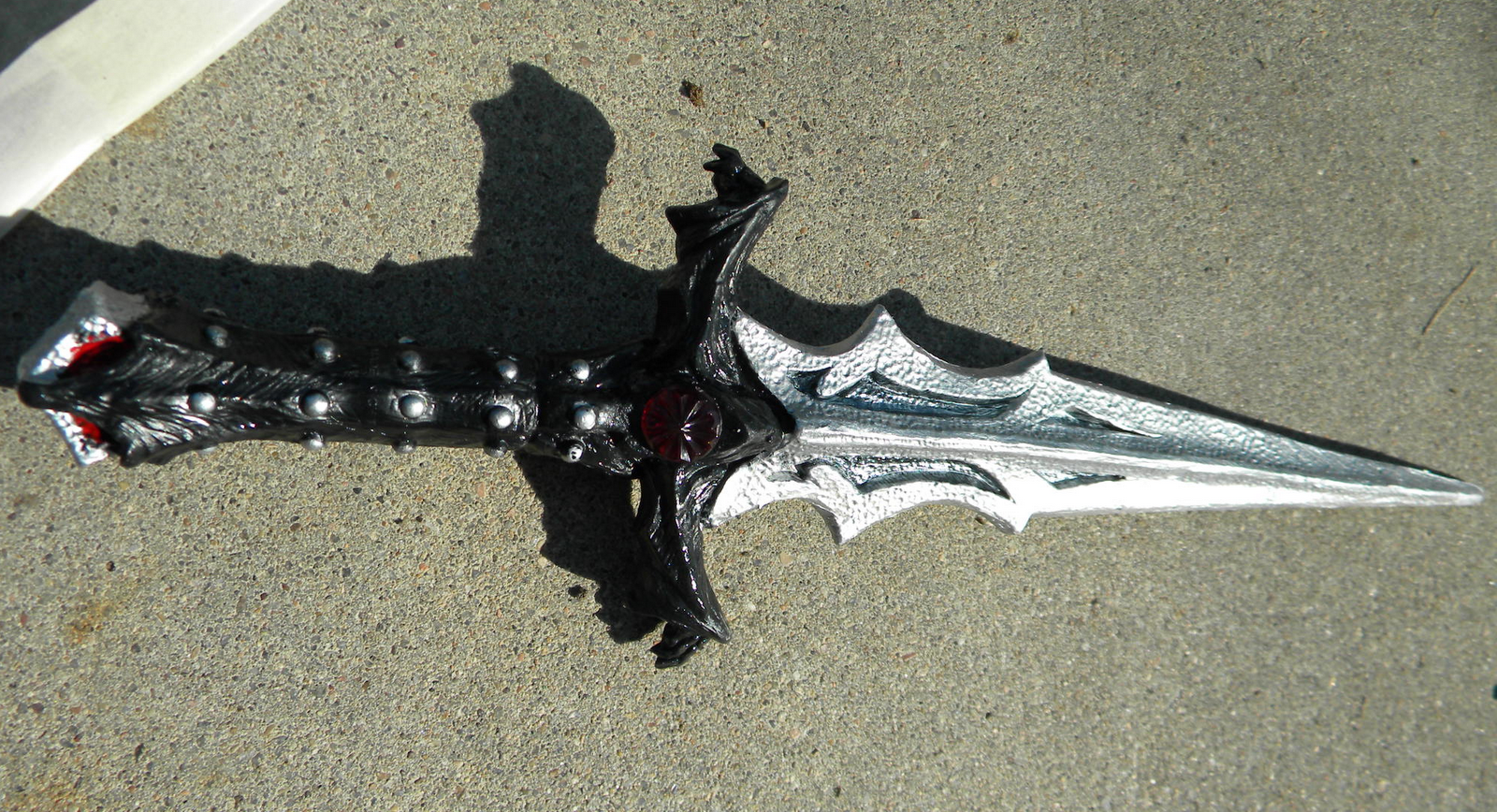 Introverted Wife: Dagger Dagger Gun