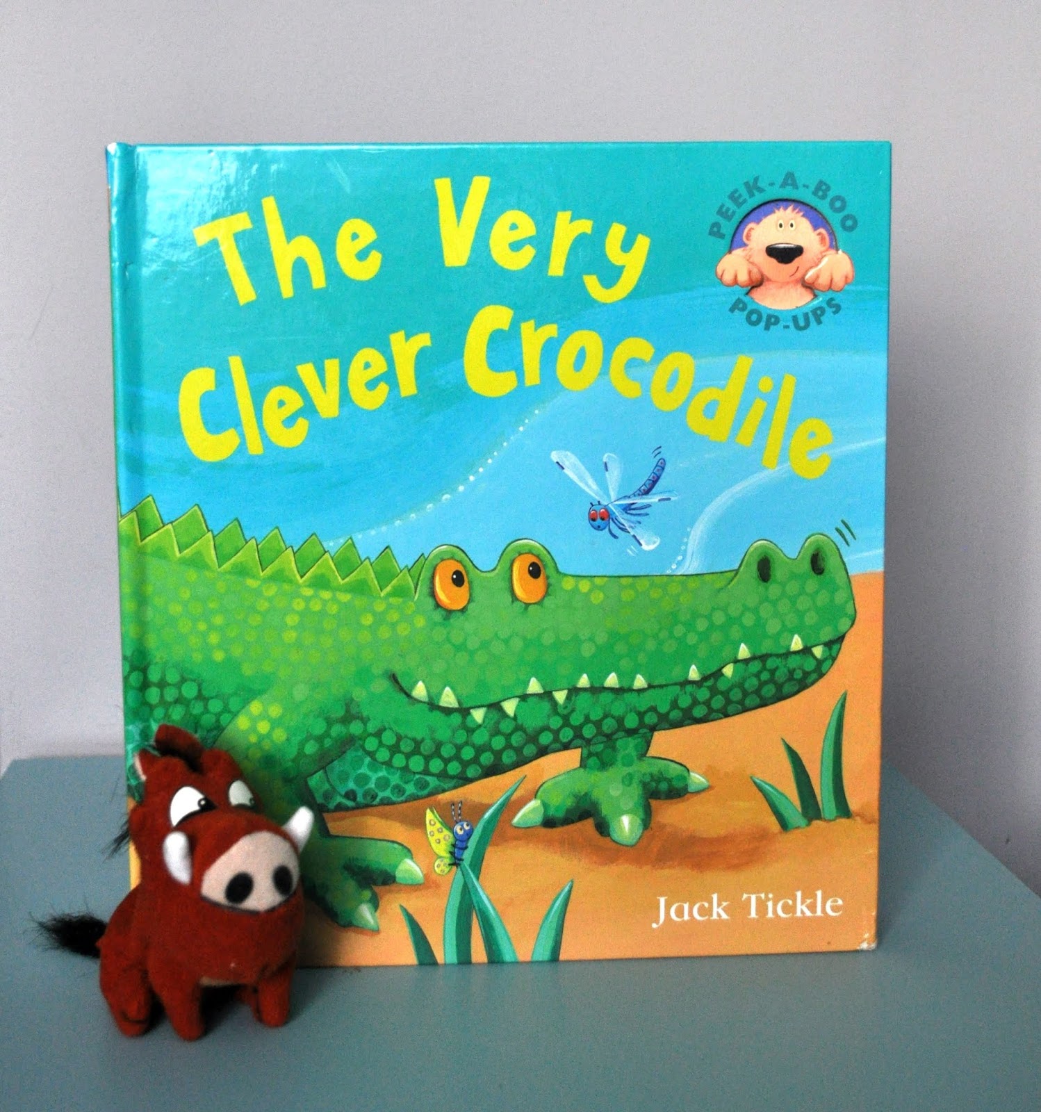 Twinkle Zoya - children booklets: The Very Clever Crocodile