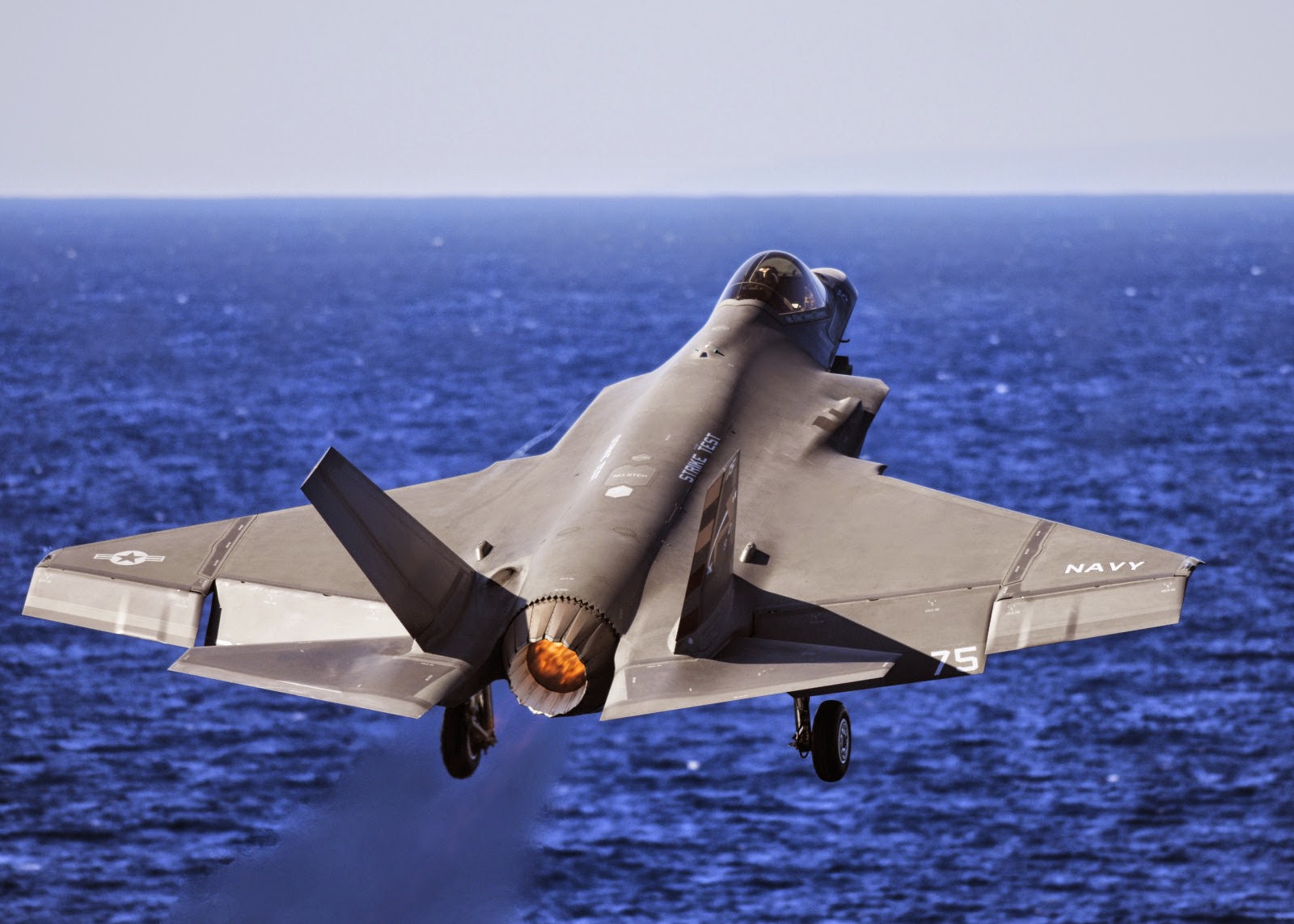 United States Naval Aircraft: F-35C Lightning II