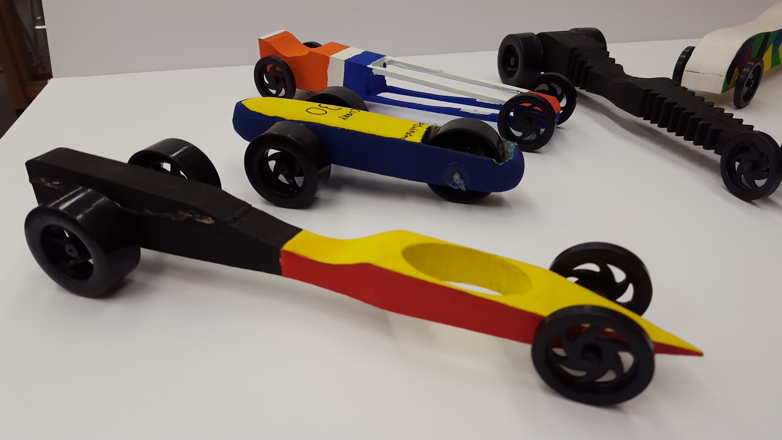 1000 and 1 Solutions: CO2 Car Racing
