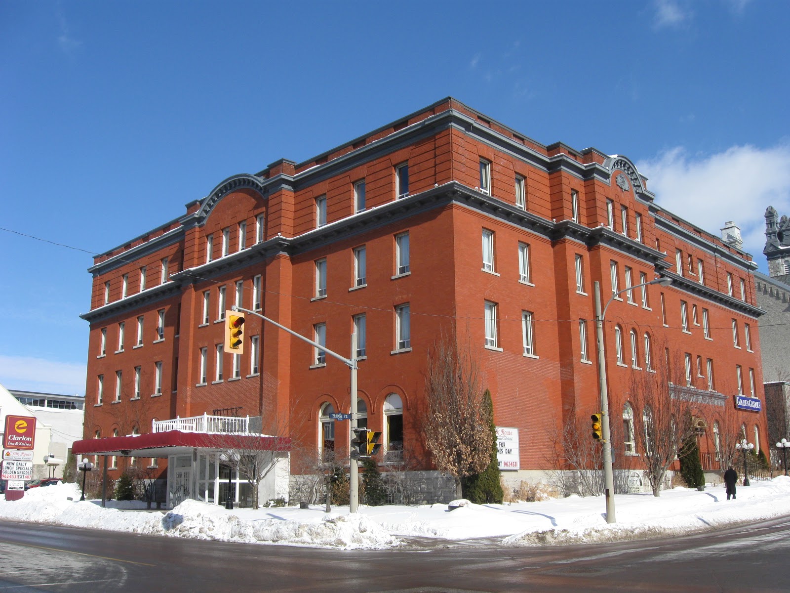 ancestral roofs: Flashback: happier days at Hotel Quinte