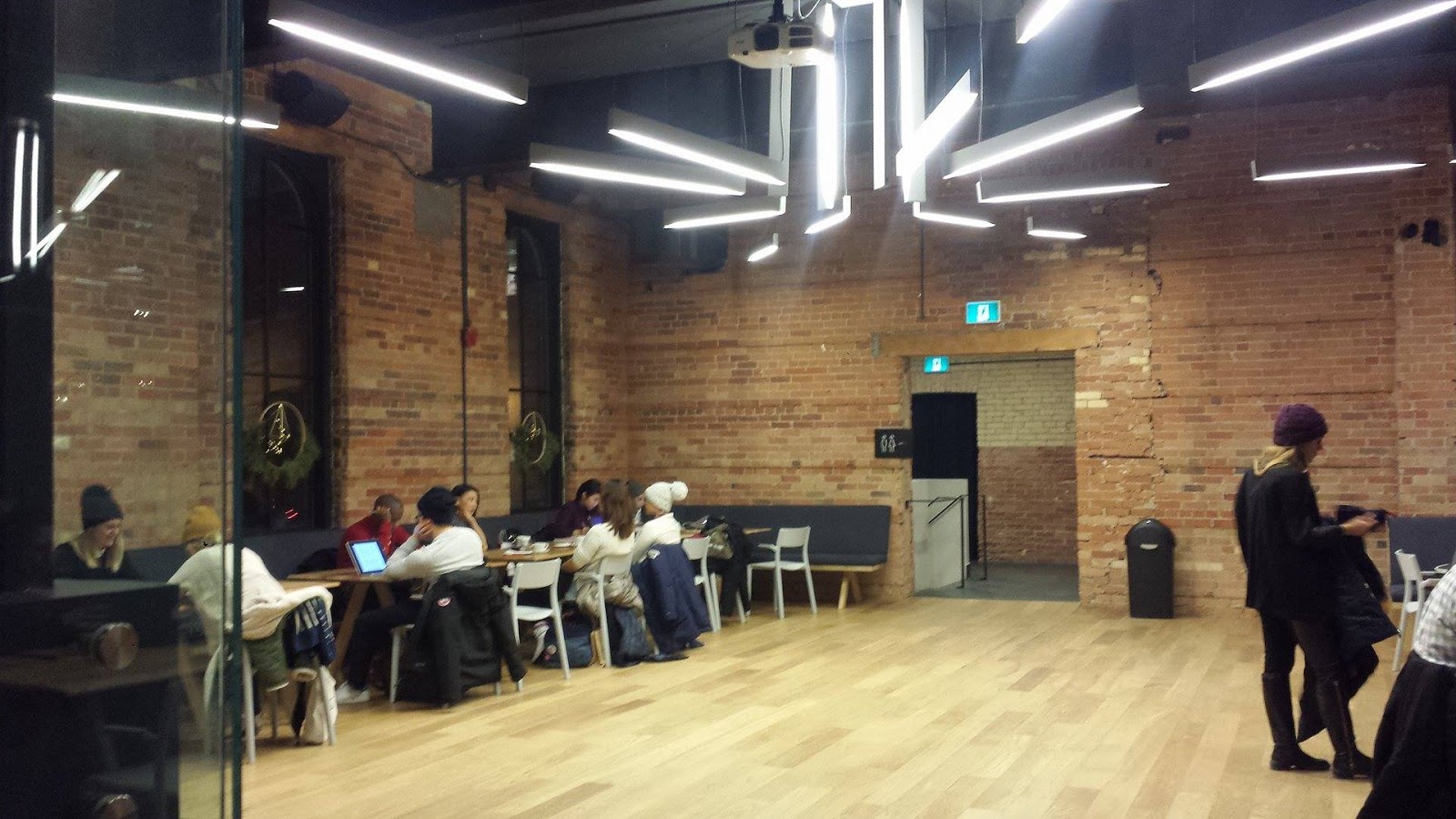 The Toronto Cafe and Food Blog: Quantum Coffee