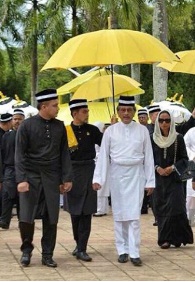 Maharum Bugis Syah (MBS): Almarhumah Raja Nor Mahani binti Raja Shahar ...