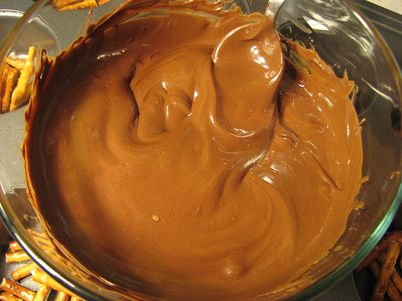 Ashleigh's Kitchen: Minty Bark Bites