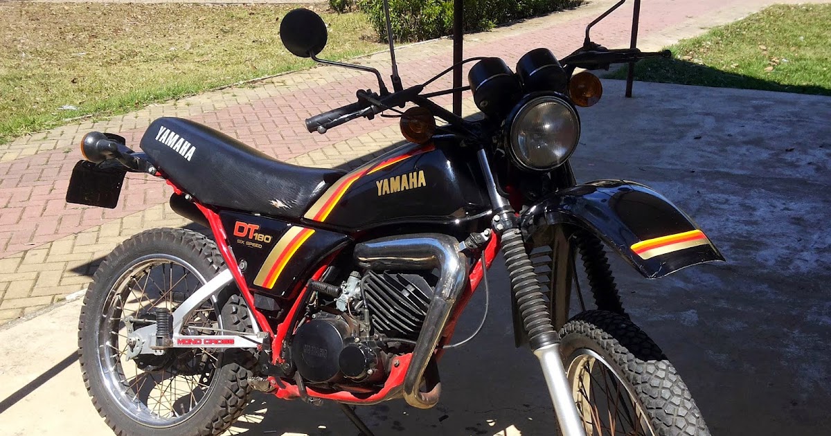 Registros Automotivos do Cotidiano: Yamaha DT180 1984
