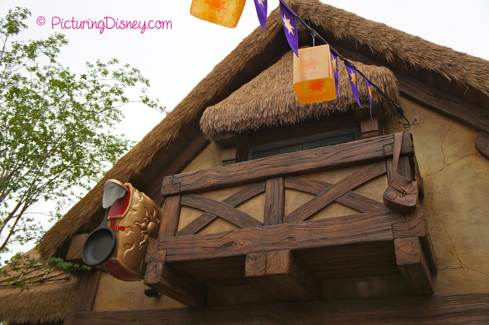 Picturing Disney: Did you spot Flynn & Rapunzel's balcony in Fantasyland?