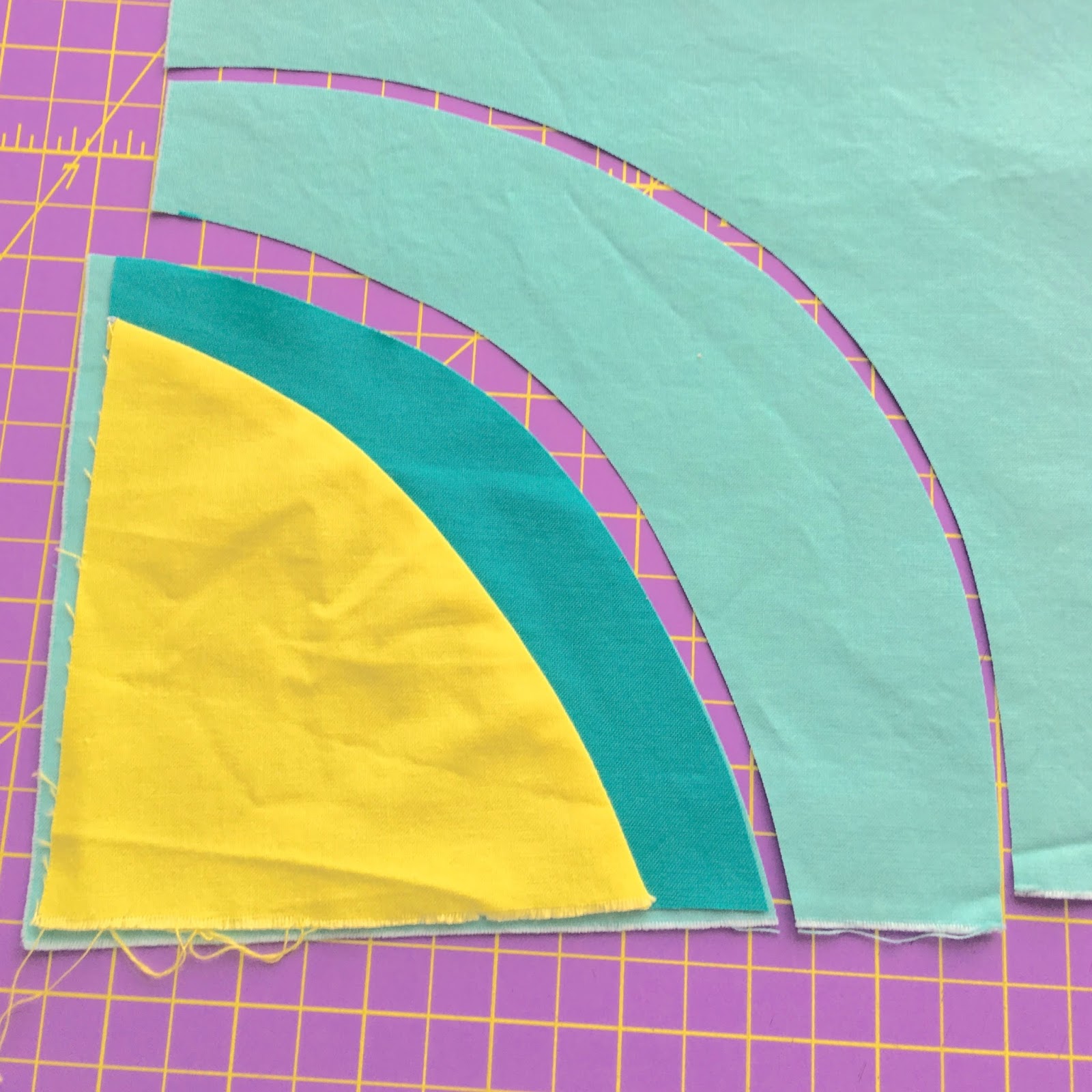 she can quilt: Improv Circles - A 2016 FAL Tutorial