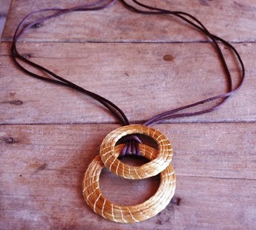 Biojoyas Fairtrade: BIOJÓYAS CAPIM DORADO - Productos de Comercio Justo