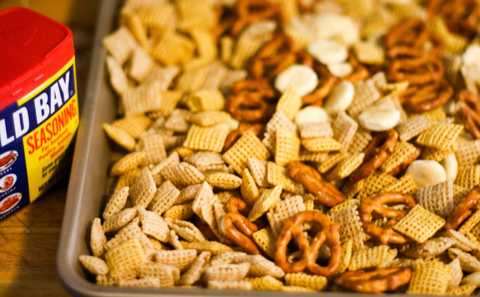 OLD BAY Party Mix – Coconut & Lime