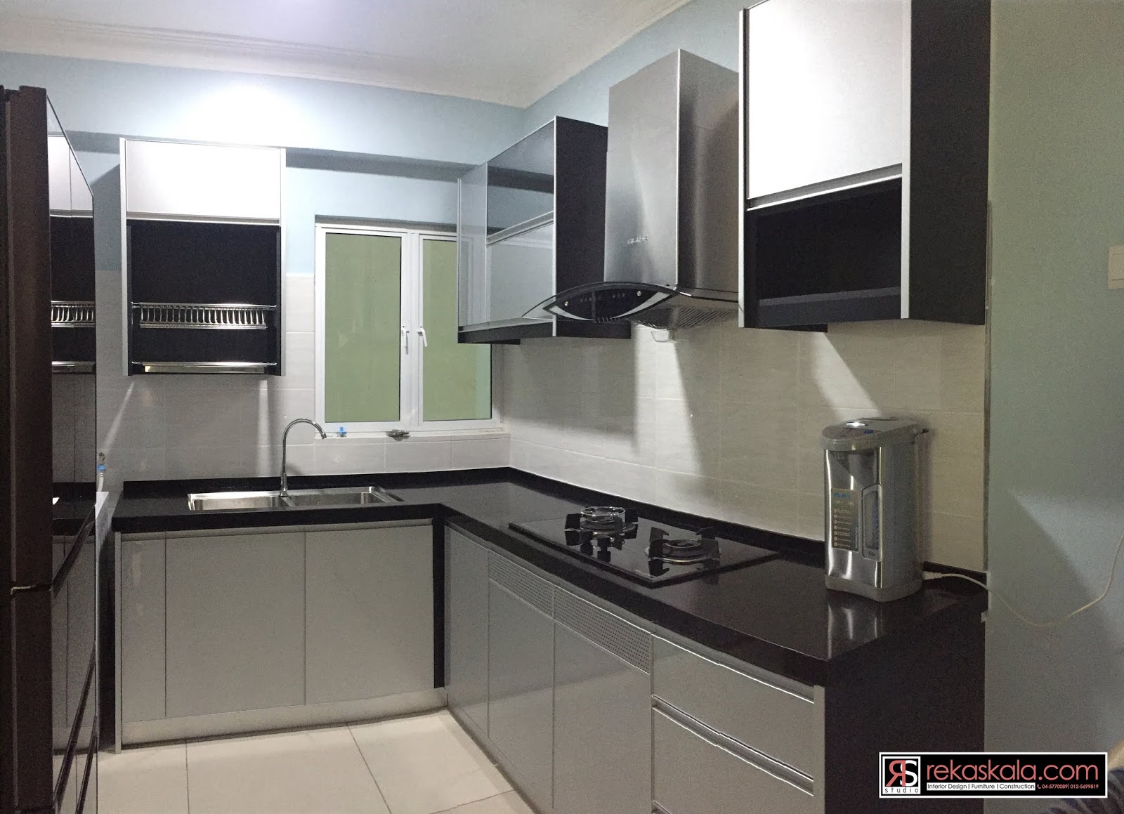 Rekaskala Blog: Kabinet Dapur Apartment - 15 Design Kabinet Dapur ...