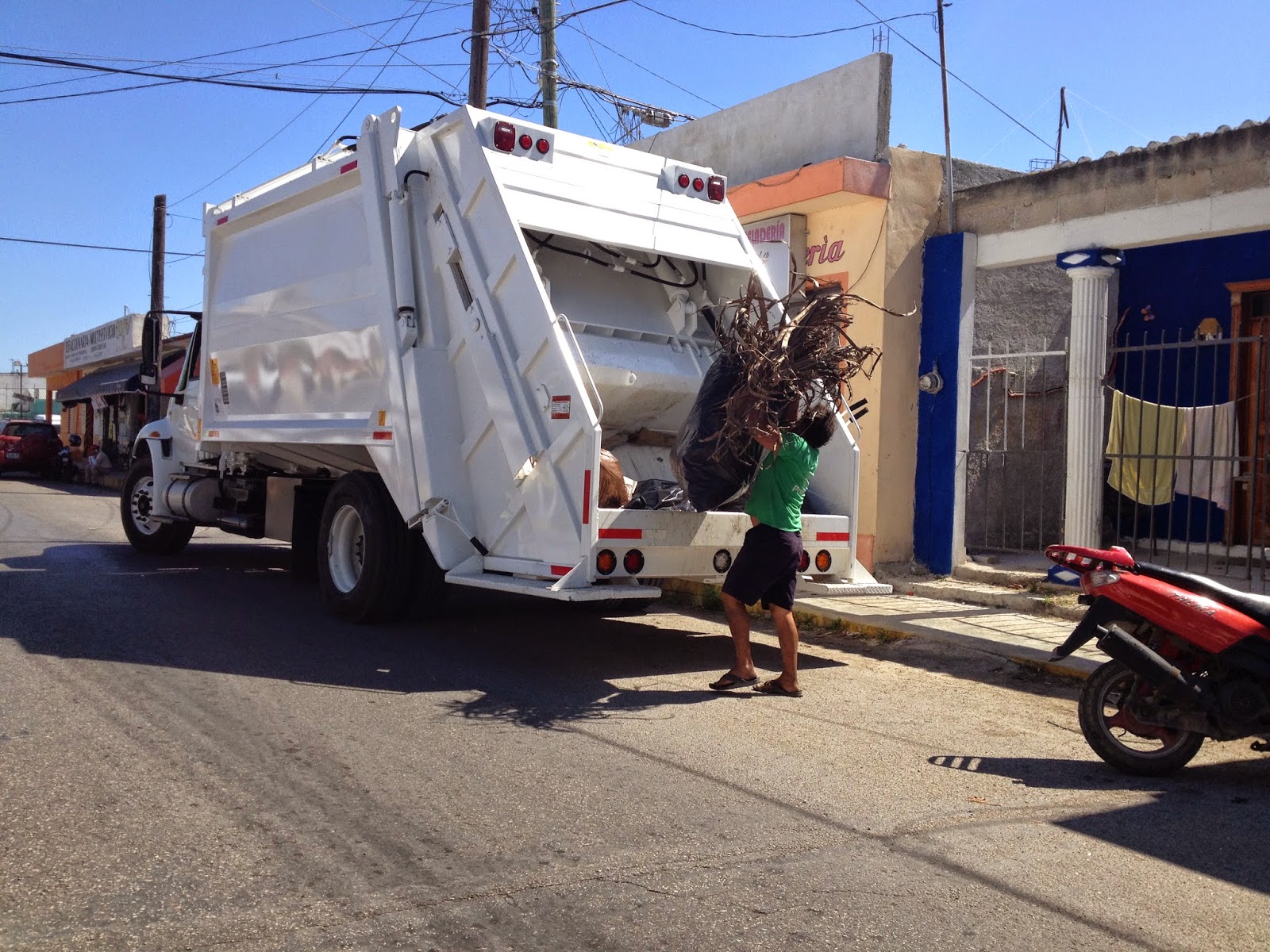 LO MEJOR DE PROGRESO: INICIA RECOLECTA DE BASURA CON NUEVOS CAMIONES