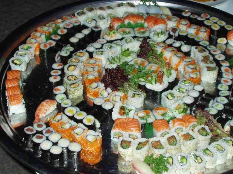 Cheri's Food Blog: Let's talk SUSHI!