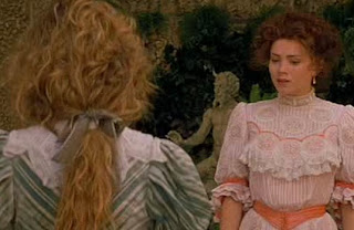 Yo Soy: A Midsummer Night's Dream - Hermia & Helena