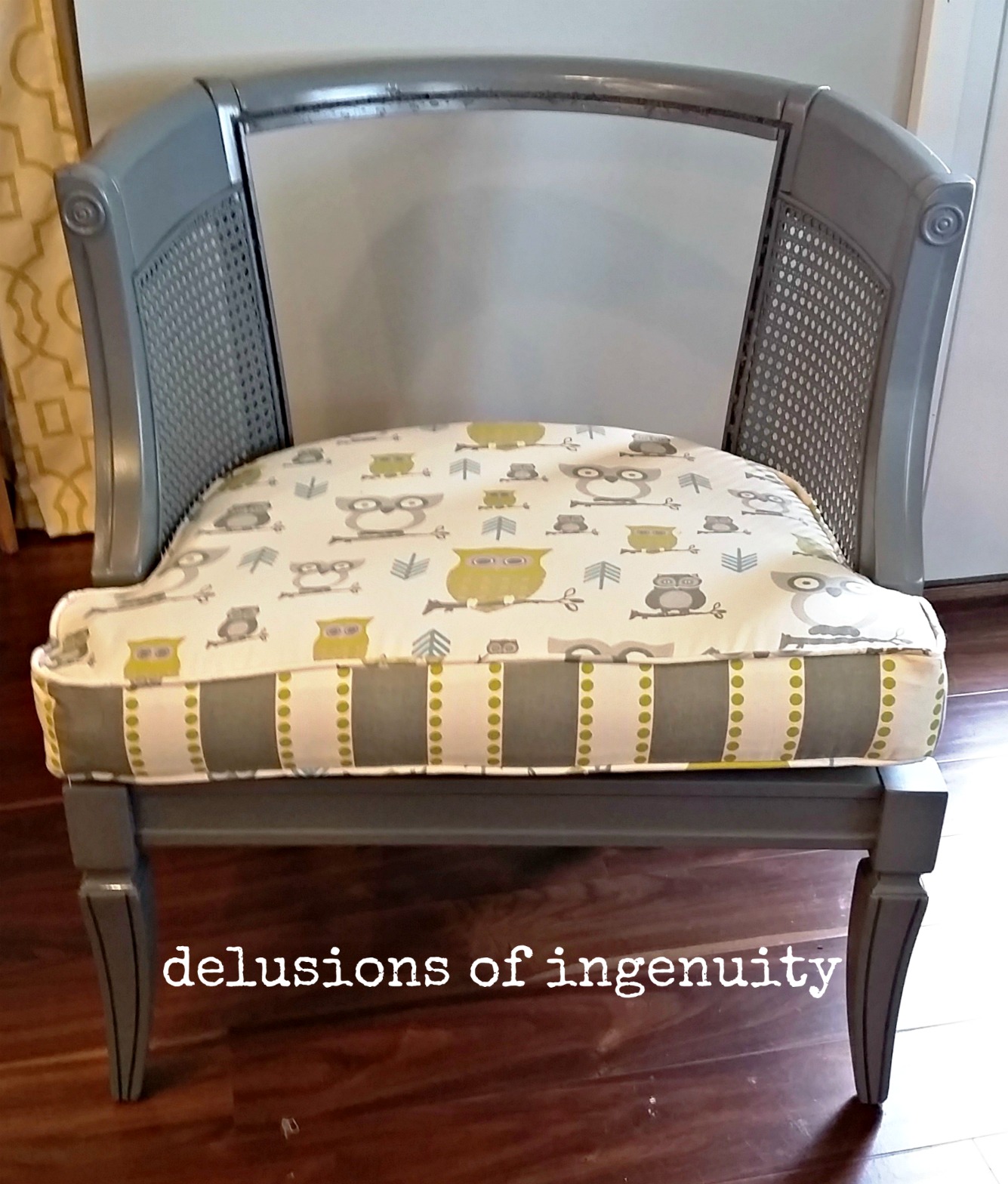 delusions of ingenuity: hooters {a vintage barrel chair makeover}