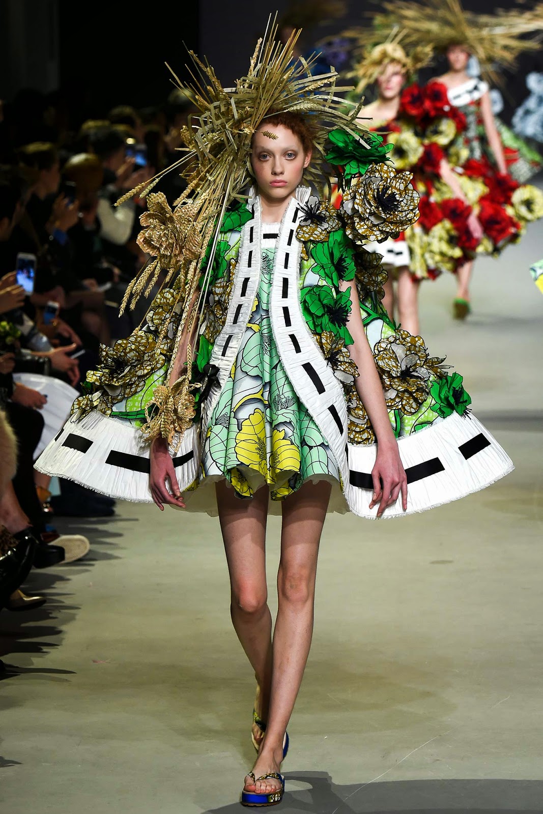 Stylefluid Trendz: Victor & Rolf Spring 2015 Couture:Paris Haute ...