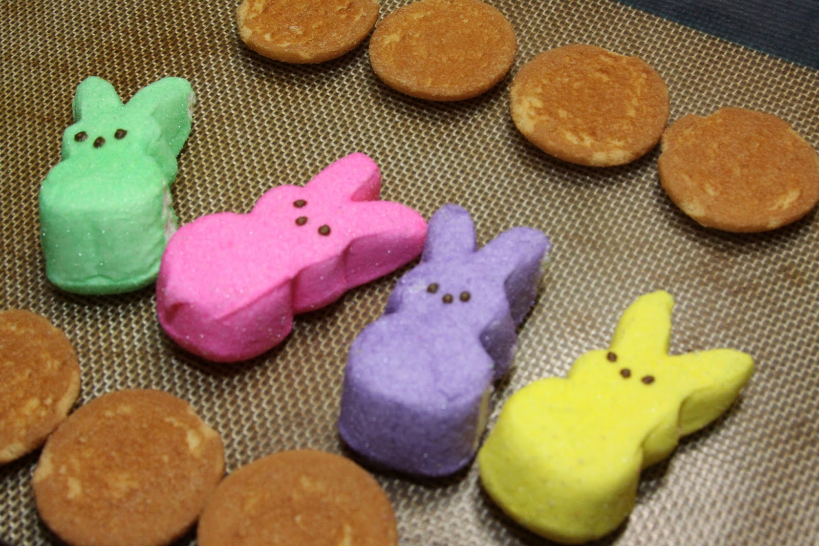 For the Love of Food: Mini Peeps S'Mores
