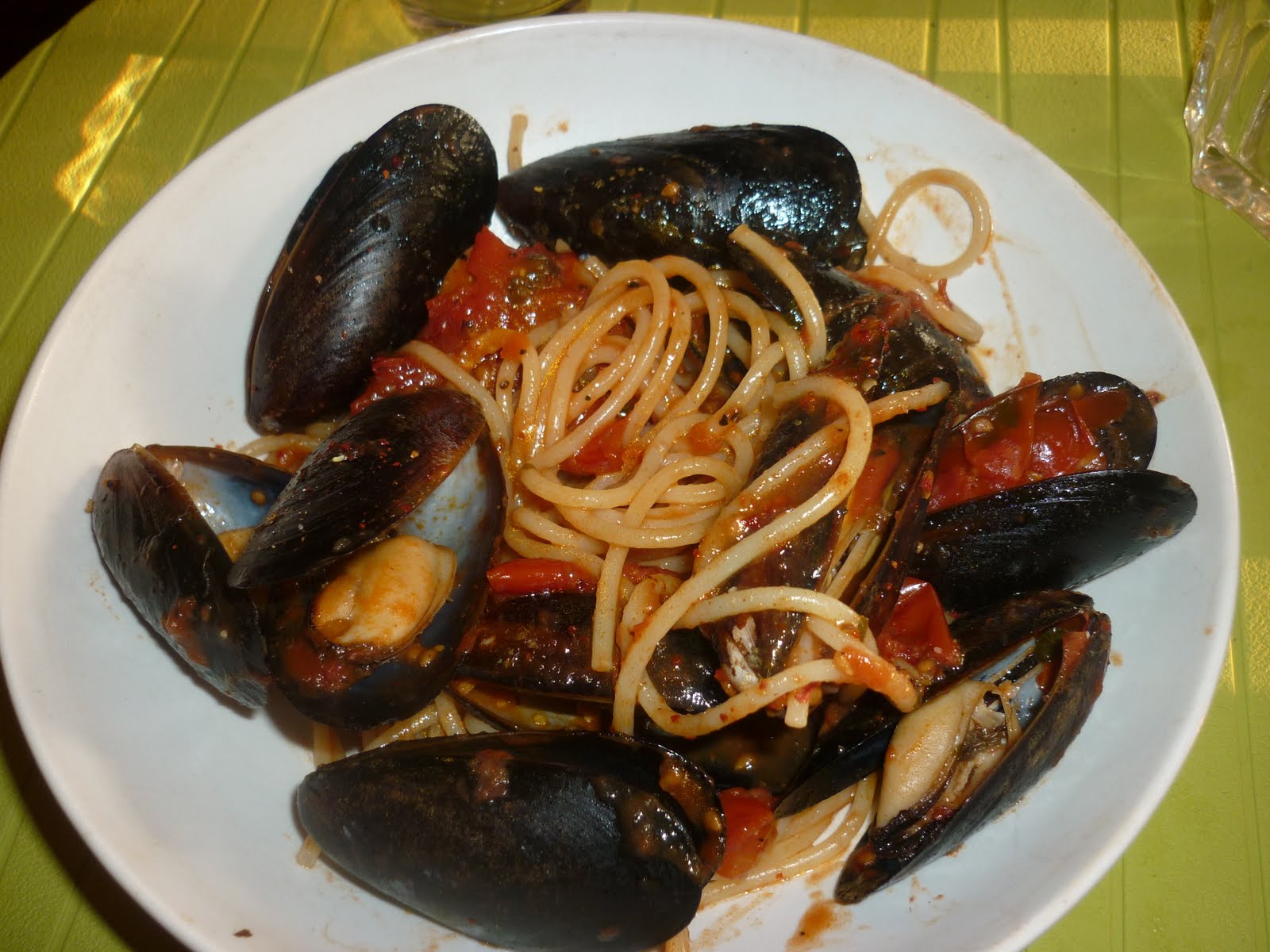 Italien : mat, kultur och annat: Spaghetti med blåmusslor - "Spaghetti ...