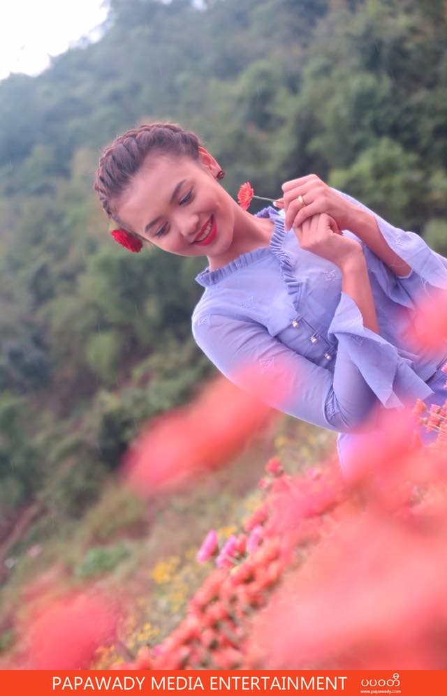 Shwe Mhone Yati Beautiful Fashion With Flowers And Myanmar Outfit Dress