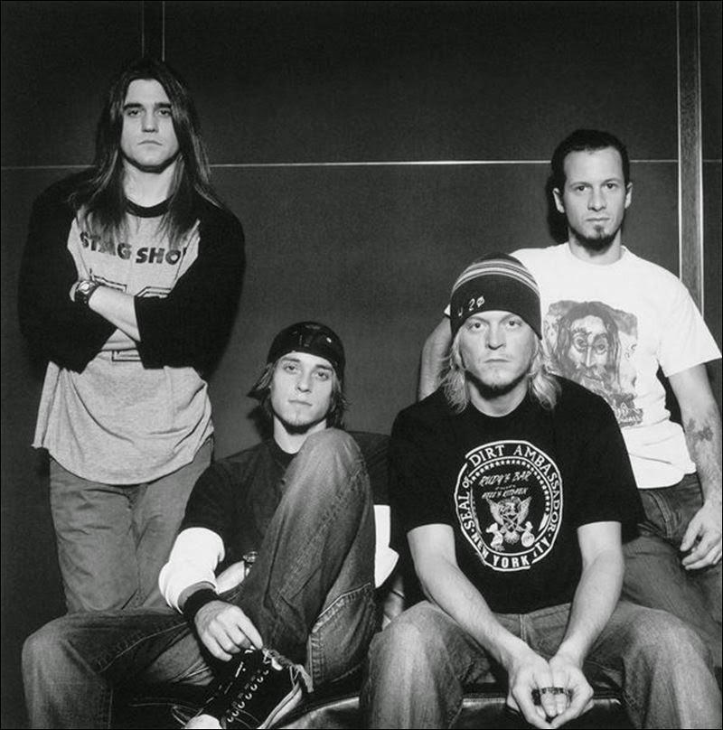 DISCOS PARA EL RECUERDO : PUDDLE OF MUDD