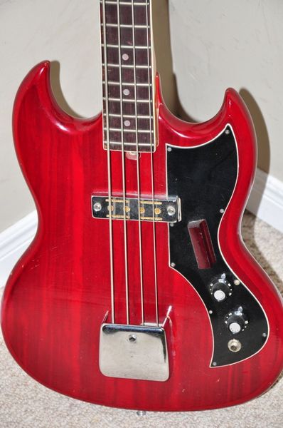 Canadian Vintage Guitar Hunt: Vintage KAY SG Style Bass