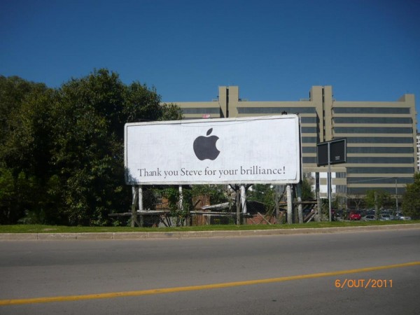 BIBLIOTECA ETS: R.I.P. JOBS: O FIM DE UMA ERA