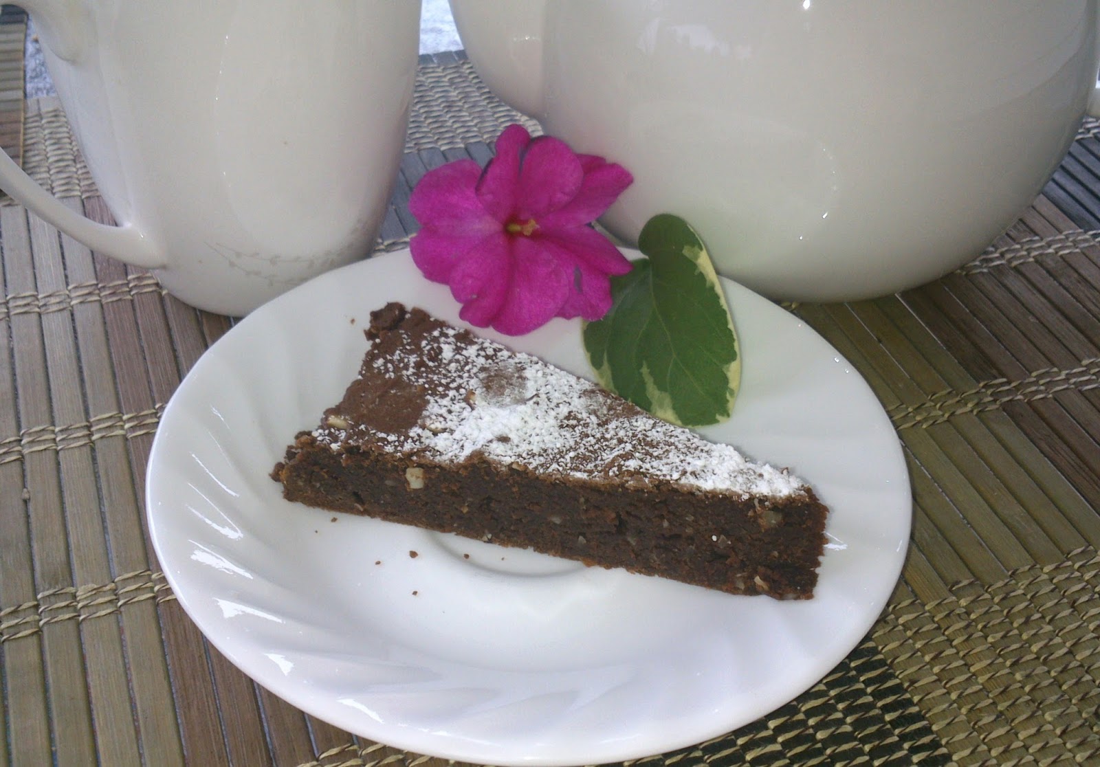 Cooking with Blueberry: Intense Chocolate Brownie Pie