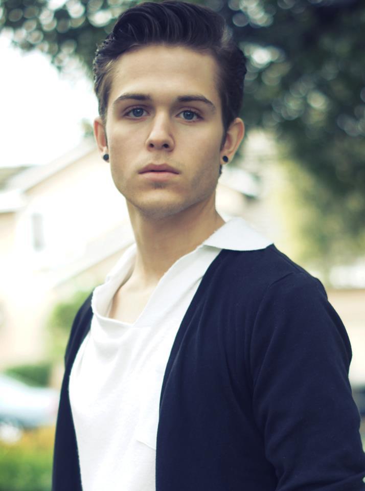 .::INSPIRATIONS::.: Bloger: Adam Gallagher