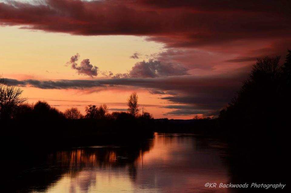 paisajes del mundo: Paisaje rojizo-atardecer-