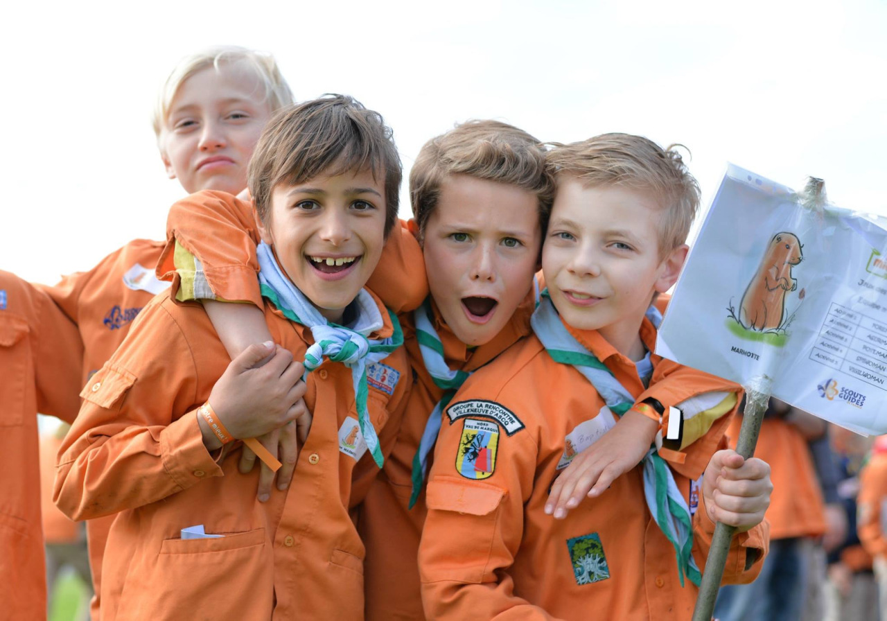 ¿En tu sleeping o en el mío?: Mejores amigos scouts.