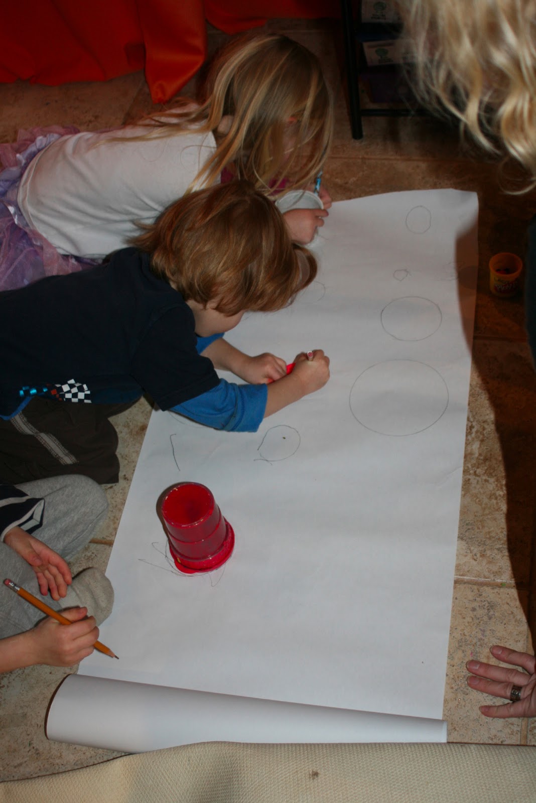 HomeSchoolingGarden: Create your own planets - Solar system art project