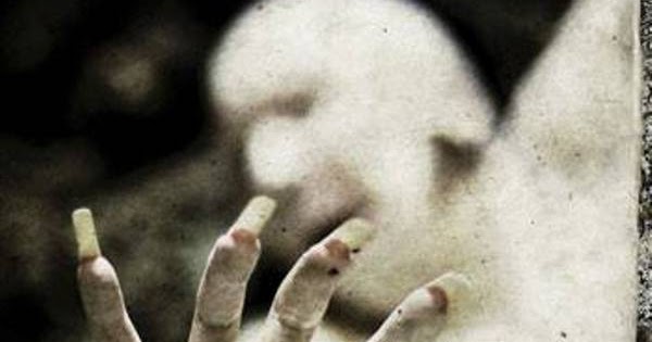 Diván del Escriba: ACÍ L’ABJECTE